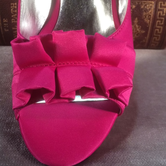 R.S.V.P | Shoes | Fuchsia Wedge Peep Toe Heels Nwot | Poshmark